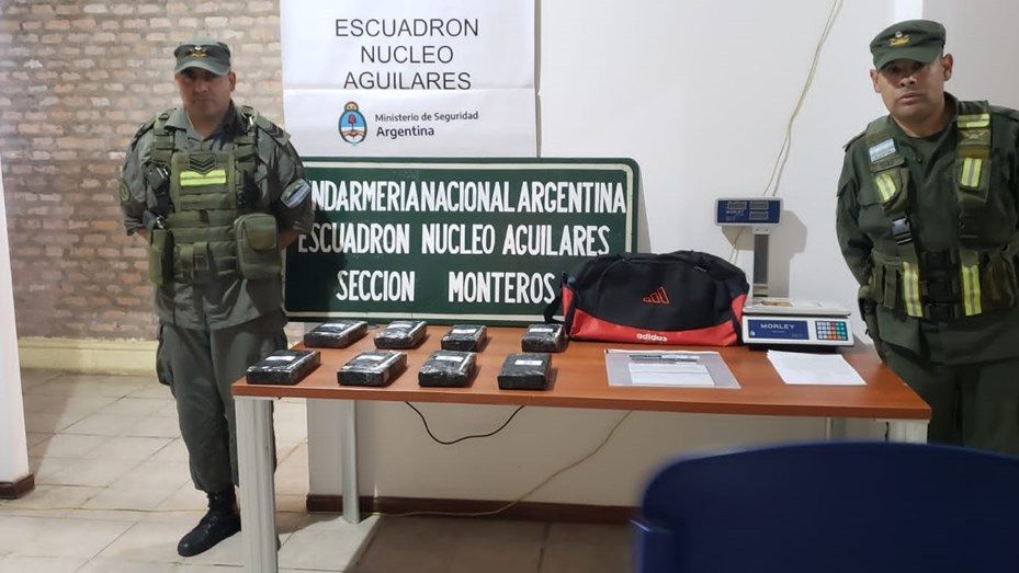 Secuestraron más de 8 kilos de cocaína en un colectivo que se dirigía a ...