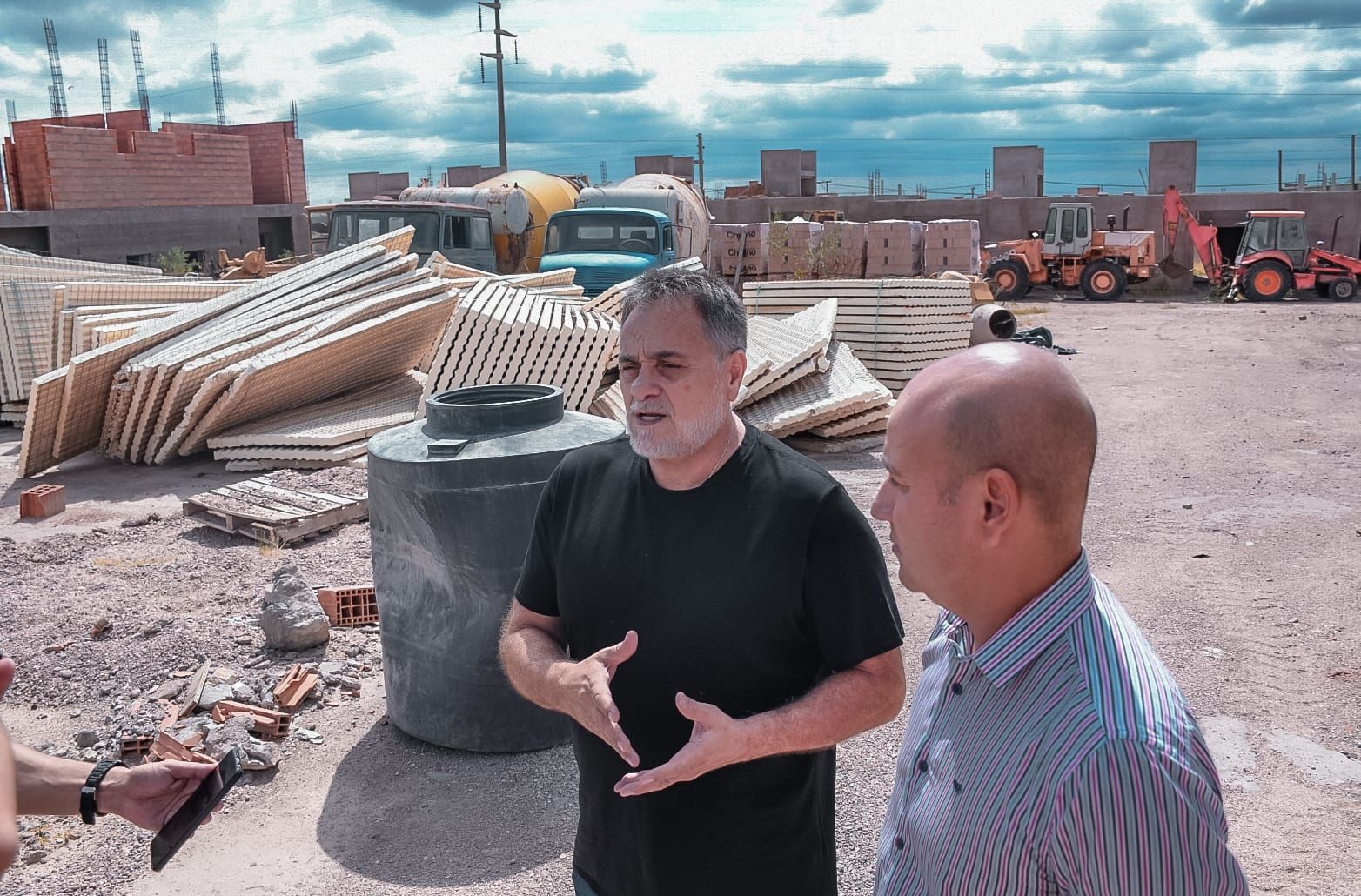 El Gobierno Provincial recuperó por ley las 300 viviendas inconclusas ...